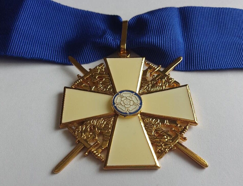 Order of the WHITE ROSE of Finland REPLICA Full Size Theatrical Medal ...
