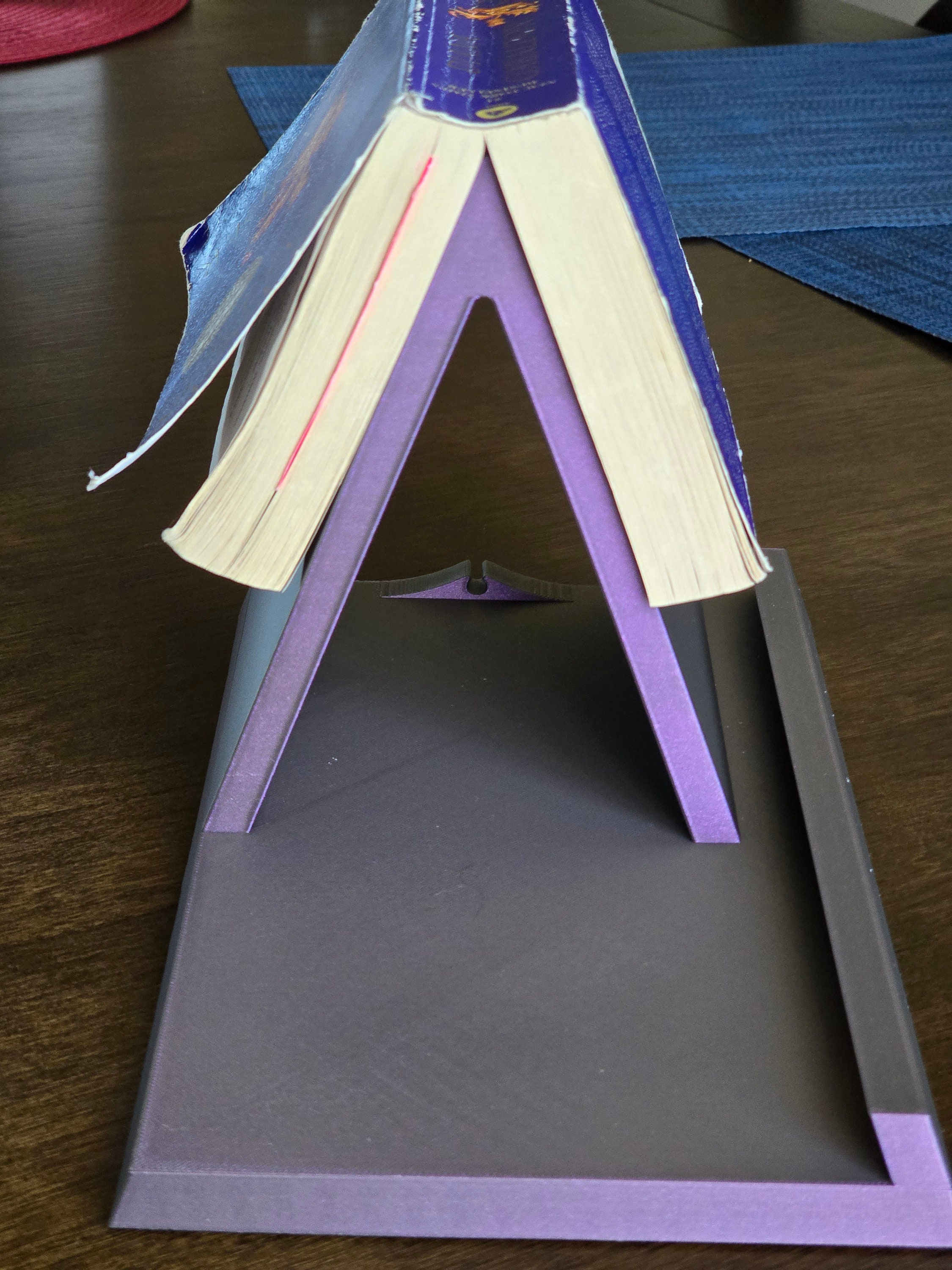 3d Printed Book Nook/tablet Stand - Etsy