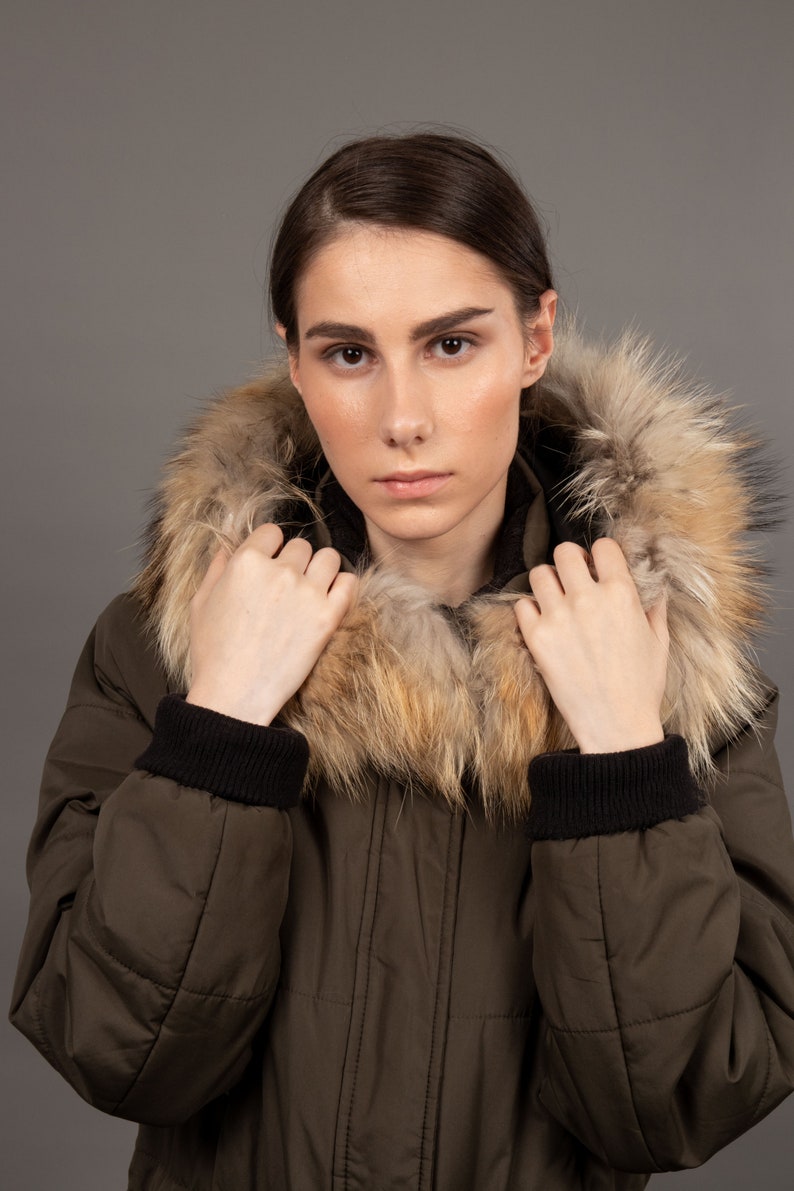 Voluminous Fur Ruff for Hood Natural Finn Raccoon Adds Warmth Style to ...