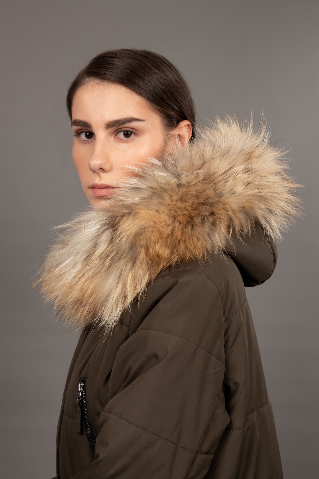 Voluminous Fur Ruff for Hood Natural Finn Raccoon Adds Warmth Style to ...