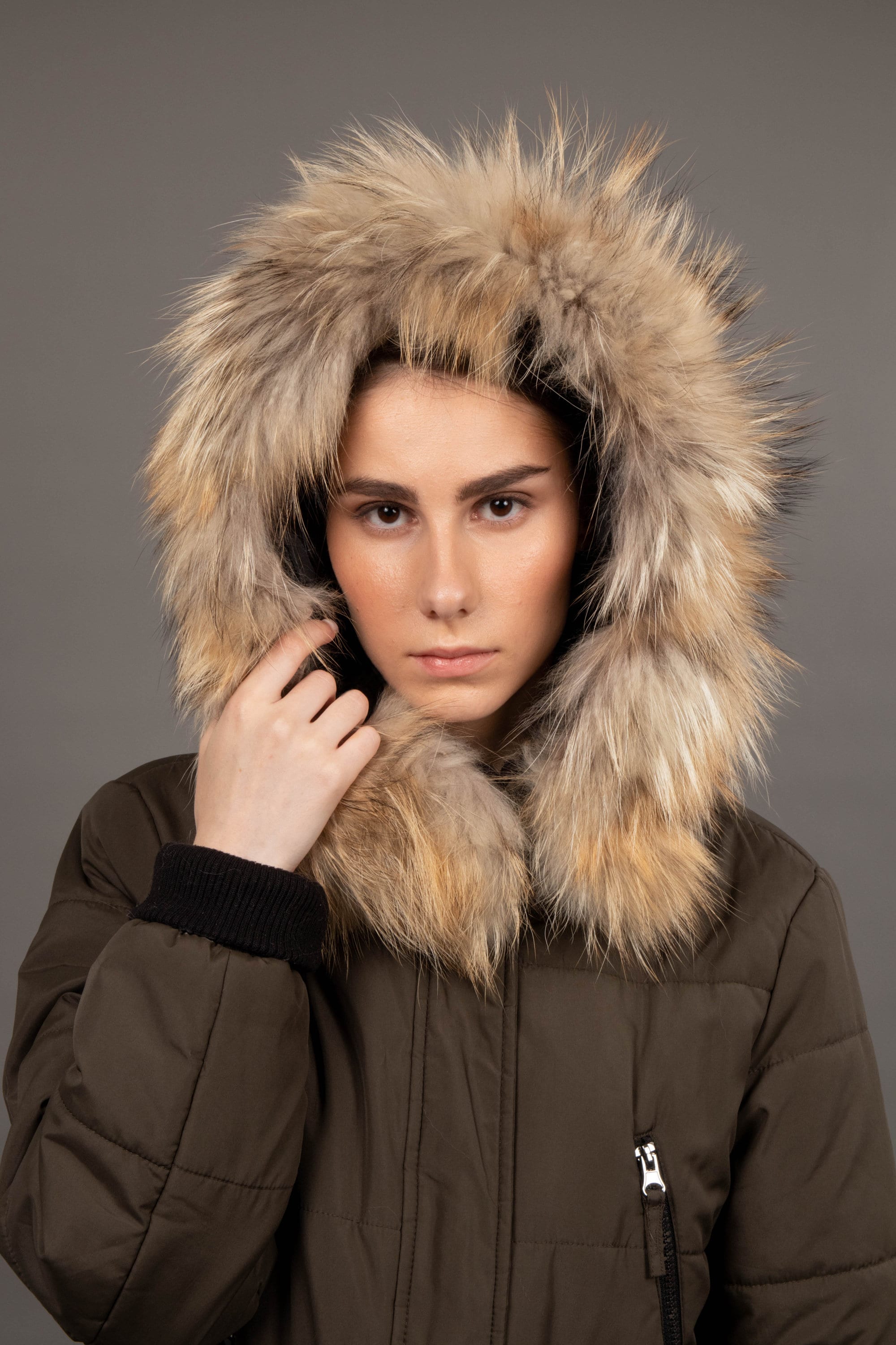 Voluminous Fur Ruff for Hood Natural Finn Raccoon Adds Warmth Style to ...