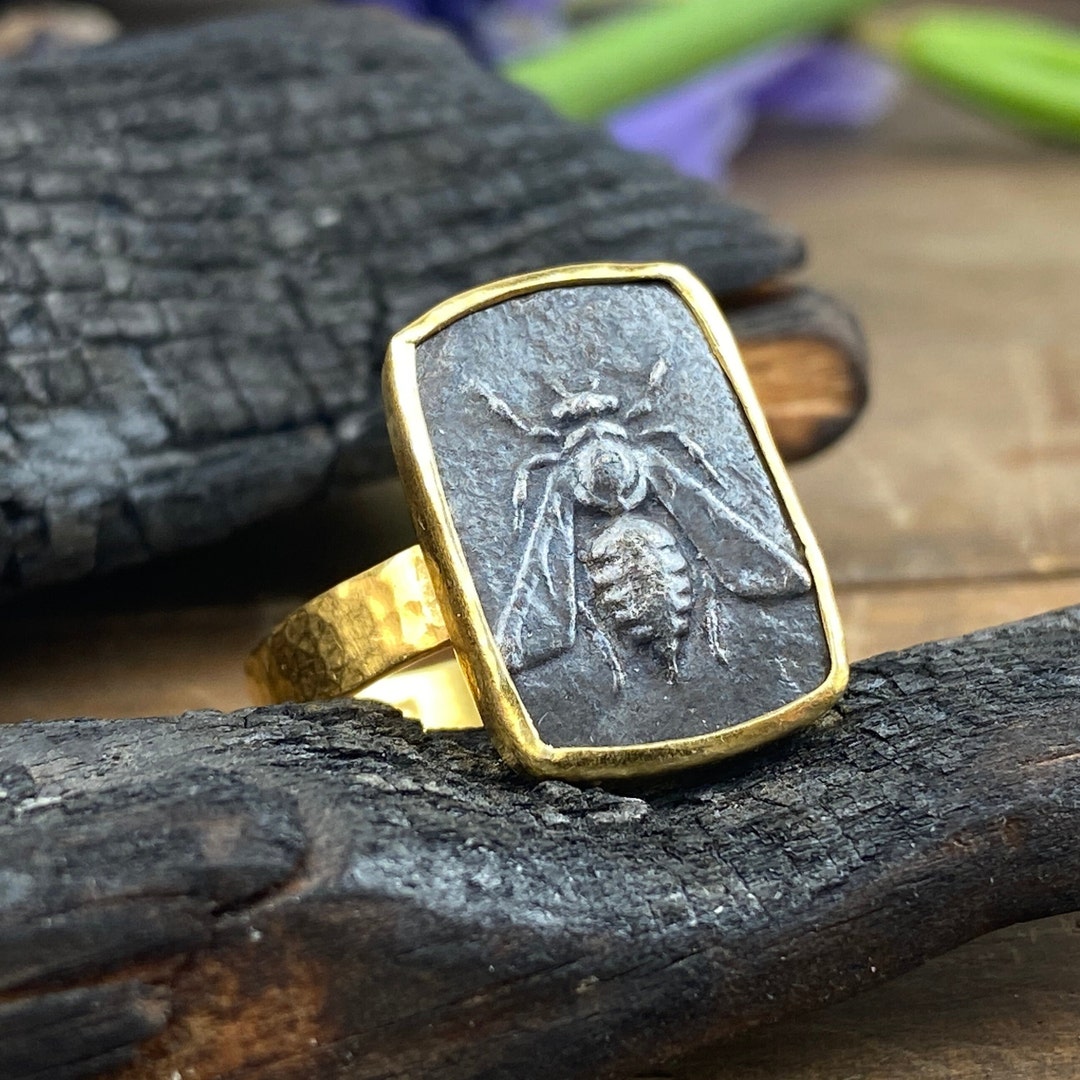 Sultan Oxdized Bee Coin Ring, Dainty Bumble Bee Ring, Sterling Silver ...