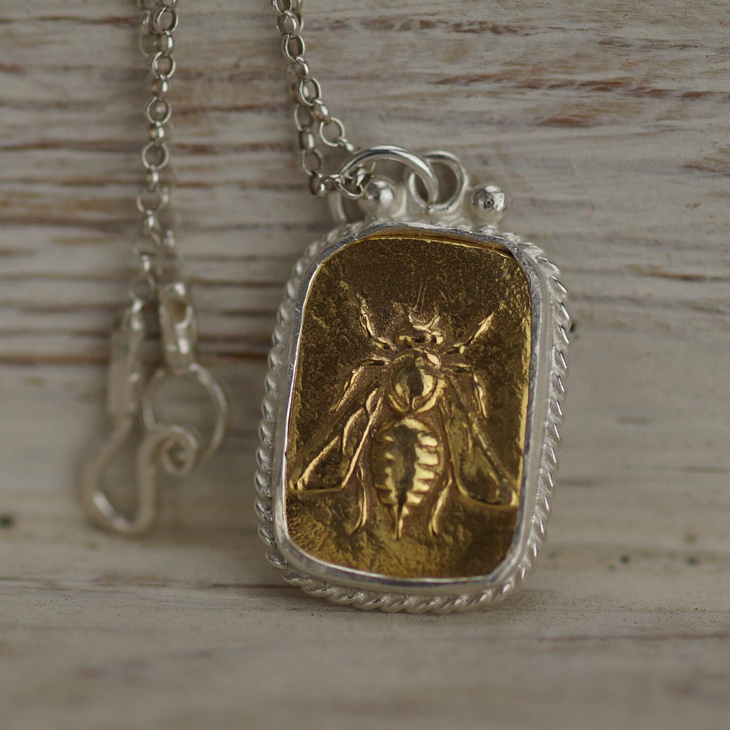Sultan Roman Coin Intaglio Pendant Silver Honey Bee Gold Coin Pendant ...