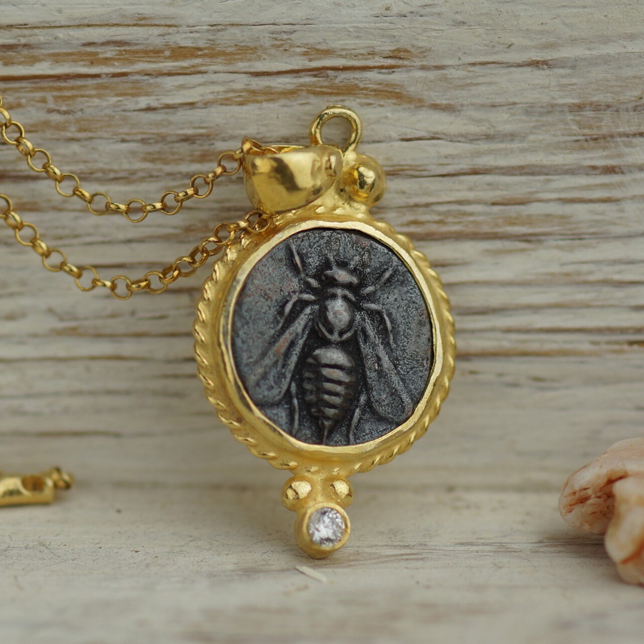 Sultan Silver Bee Necklace, Animal Pendant, Men's Necklace, Women Gift ...