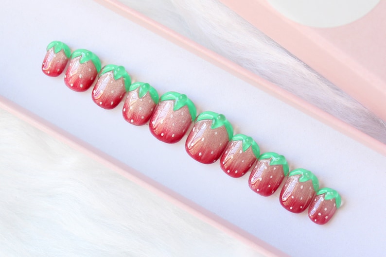 Strawberry Cat Eye Nail Press On/ False Acrylic Extension/ Handmade - Etsy