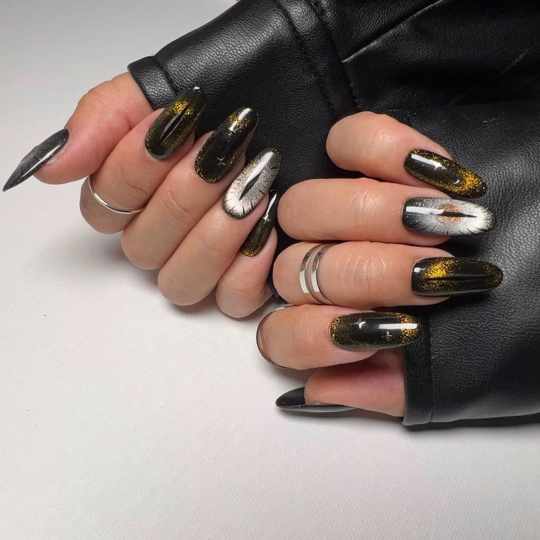 Evil Eyes Black Winter Fall Press on Nail/ Short Oval Almond Square ...