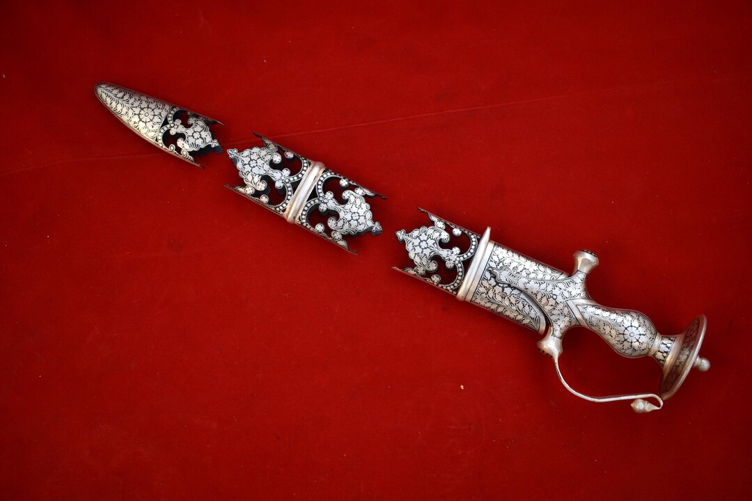Vintage Indian Mughal Islamic Iron Silver Damascened Sword Shamshir ...