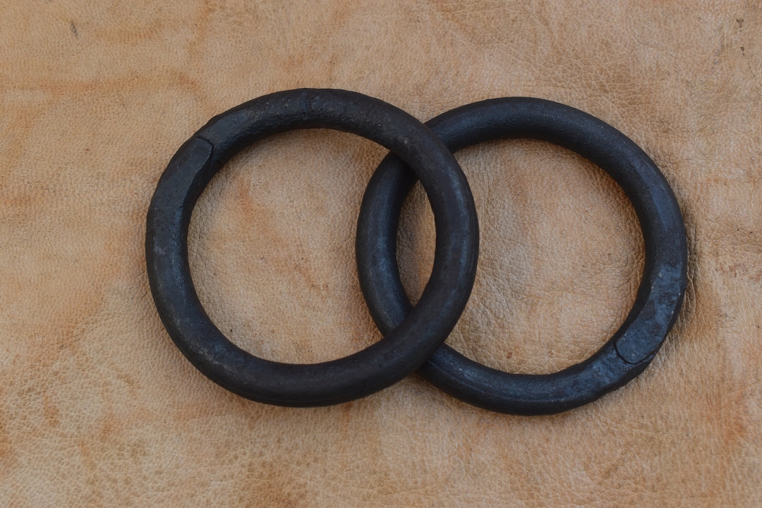 Vintage Horse Iron Tie Hitching Post Ring Hand Forged Farm Barn Decor ...