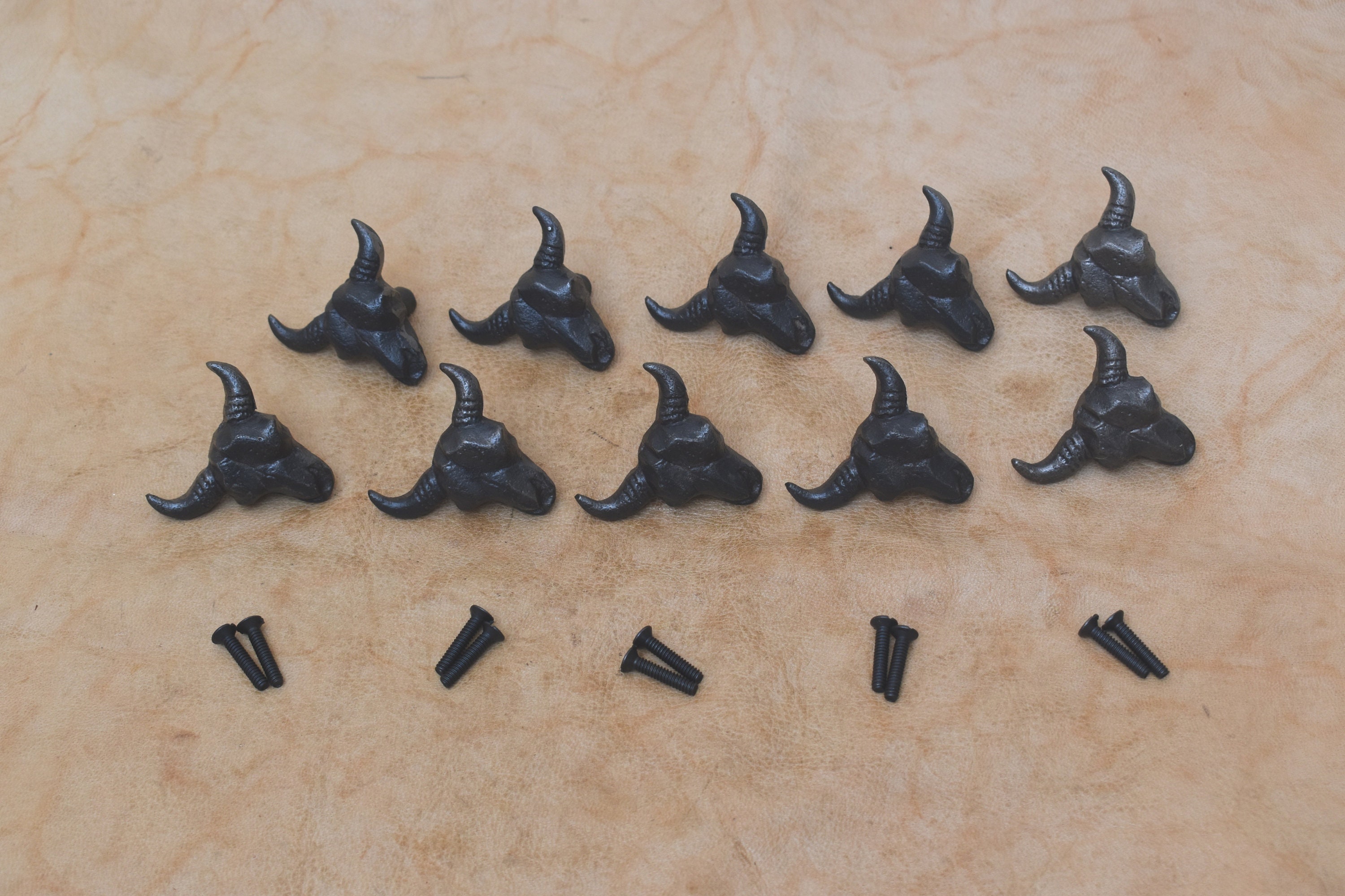 Vintage Type Cast Iron Cow Face Shape Knob Drawer Handle Cupboard Knobs ...