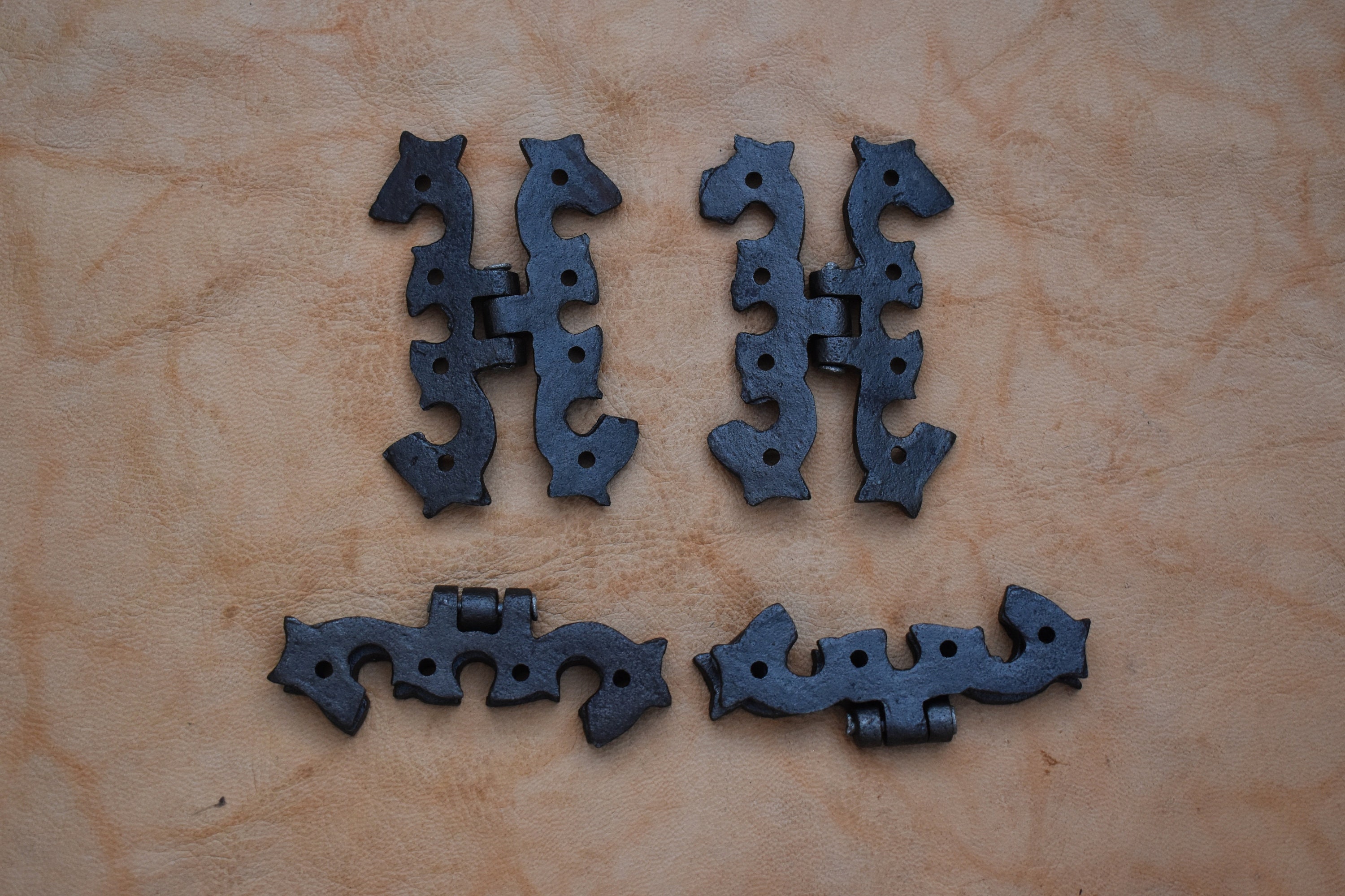 Vintage Cast Iron Door Gate Hinges Handmade Iron Head Burn Rusty Hinges ...