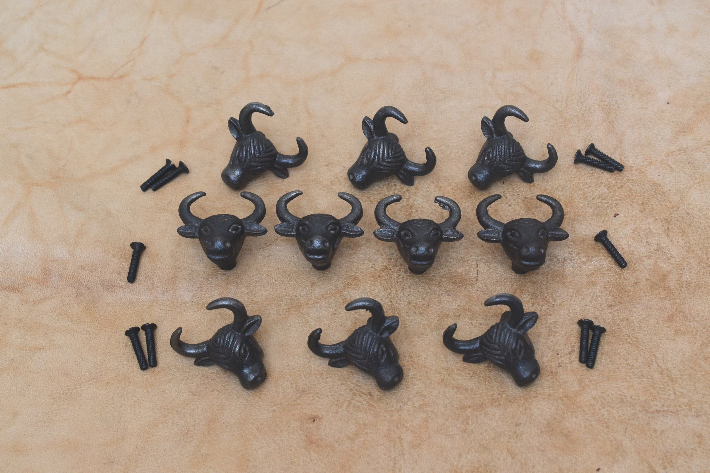 Vintage Type Cast Iron Cow Face Shape Knob Drawer Handle Cupboard Knobs ...