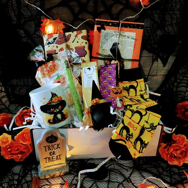 Halloween Gift Box - 60+ Gift Ideas for 2024