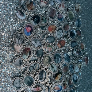 2 Oval Memory Charms Linked/remembrance Bouquet Charm/locket/brooch ...