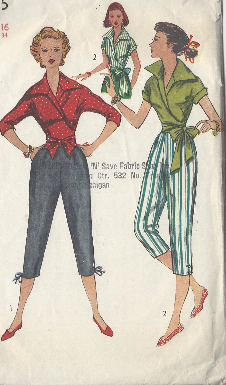 1953 Vintage Sewing Pattern B34 BLOUSE & PEDAL PUSHERS R839 by ...