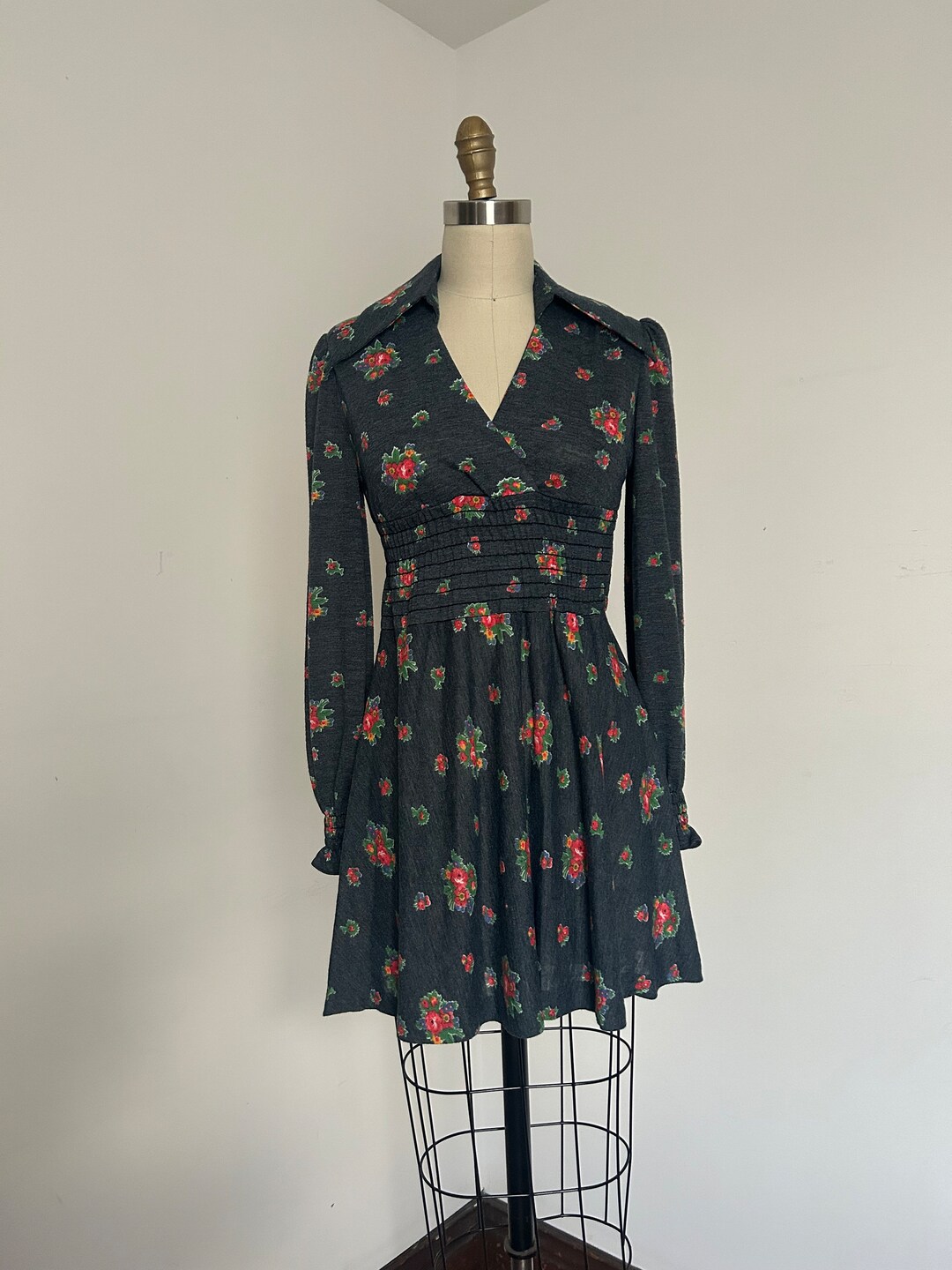 1970s Mod Micro Mini Gray Wool Mini Floral Dress - Etsy