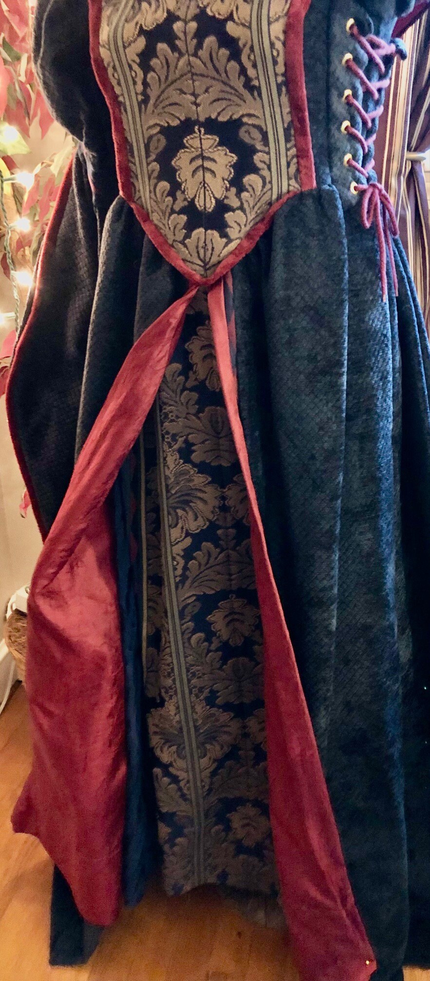 Medieval Gown - Royal Dutchess Costume - Etsy