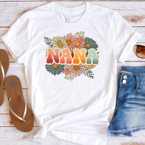 Retro Floral Nana, Retro Hippie Flowers, Groovy Nana Sublimation PNG, Vintage Nana, Nana ...