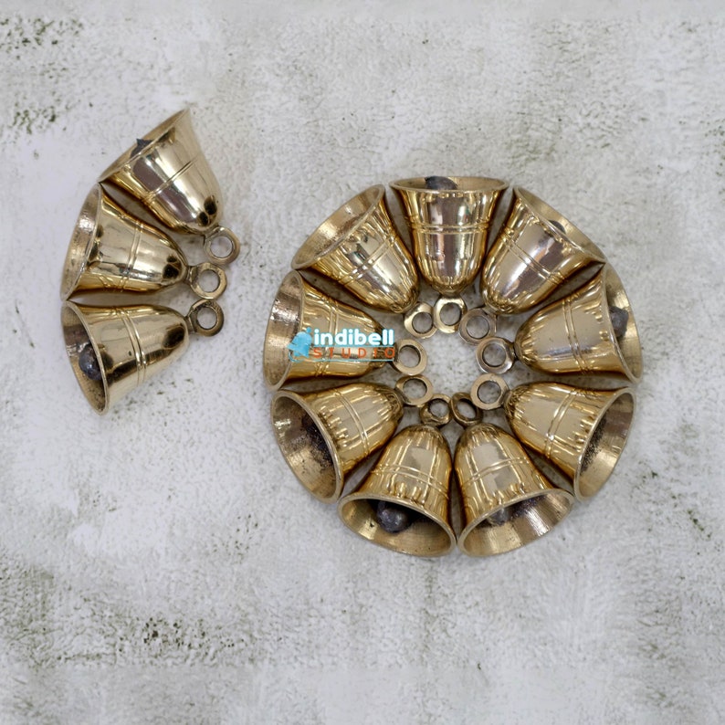 Vintage Style Brass Temple Bells, Indian Pooja Mandir Home Decor Bells ...