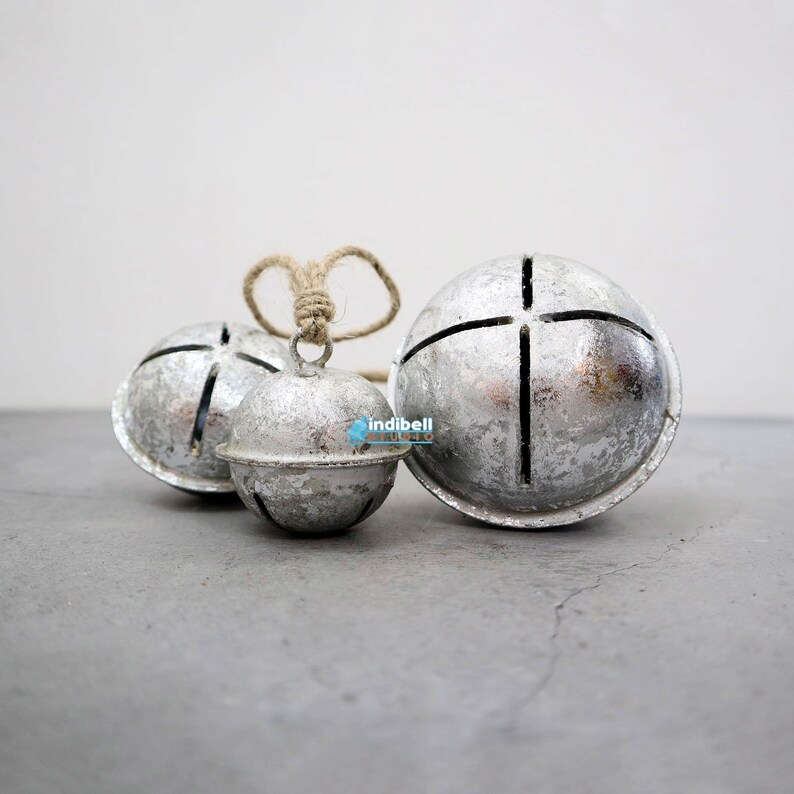 Large Silver Christmas Jingle Bells, Round Iron Tin Sleigh Reindeer ...