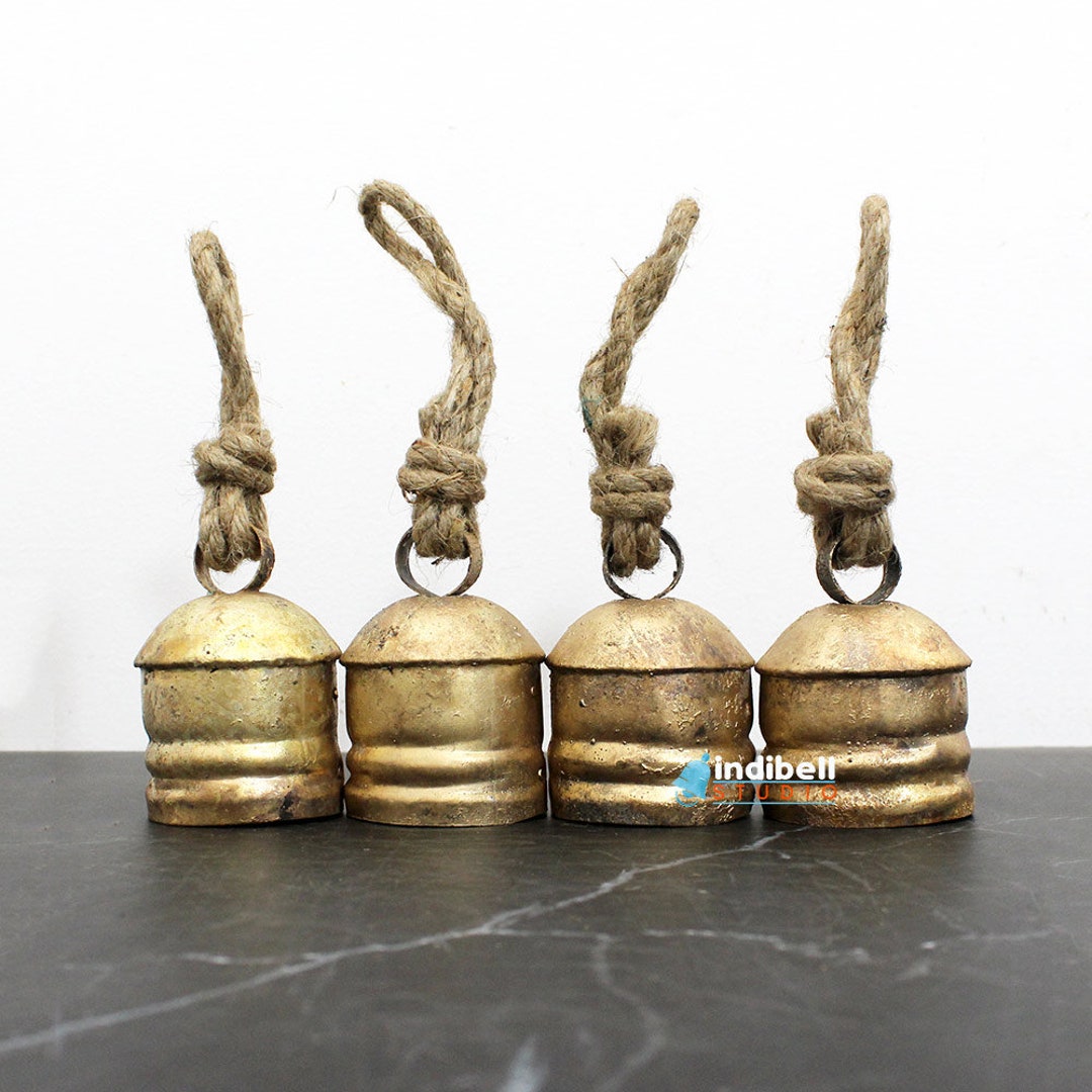 4 Shabby Chic Rustic Cow Bells Xmas Garden Wind Chime Bells, 2.5 Wreath ...