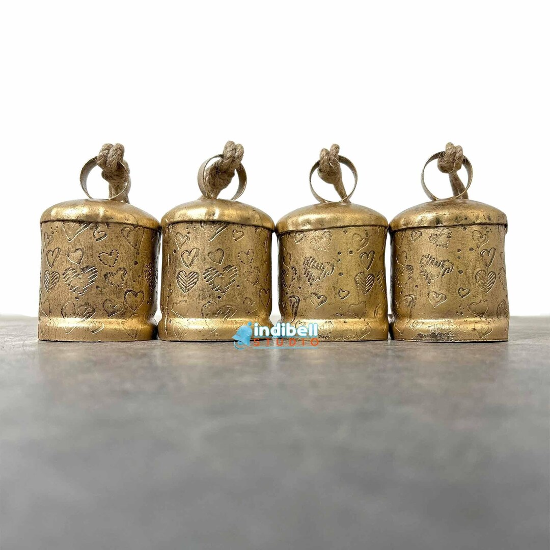 4 Valentine Love Hearts Bell Gifts Indian Style Iron Metal Cow Bells ...
