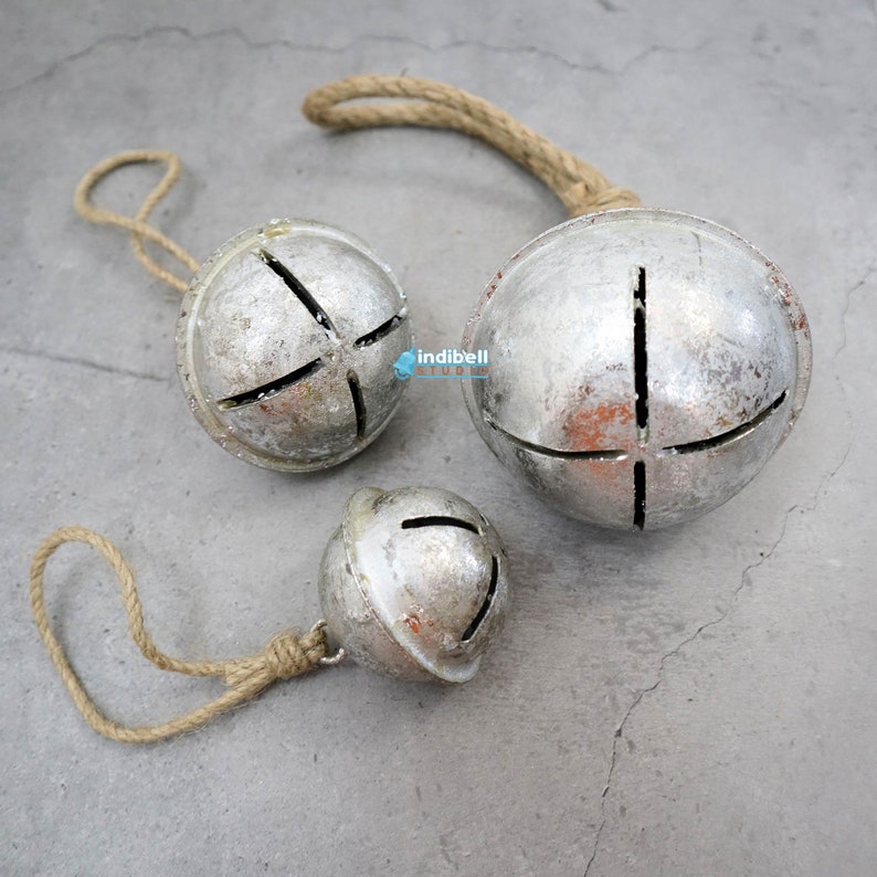 Large Silver Christmas Jingle Bells, Round Iron Tin Sleigh Reindeer ...