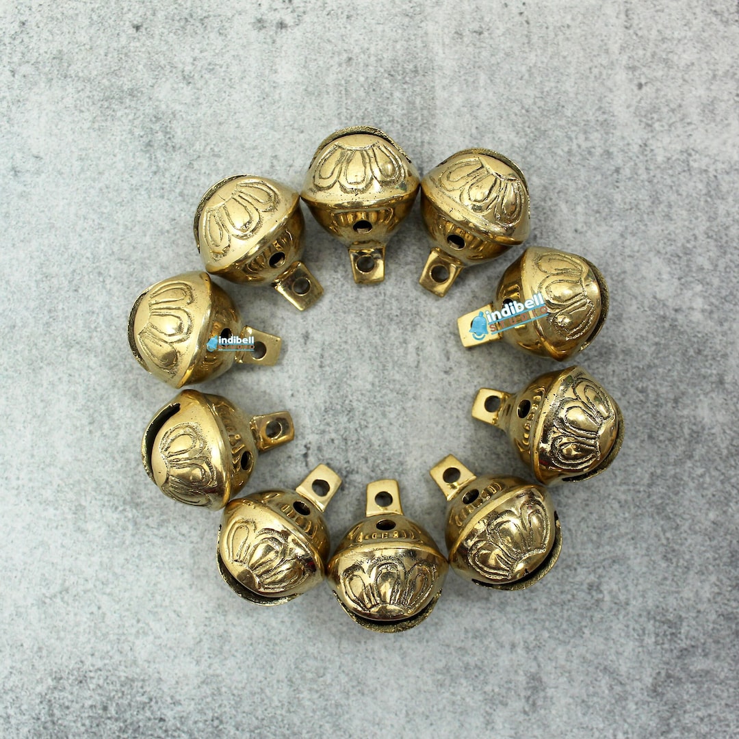 10 Brass Sleigh Bear Bells, Rusty Christmas Holiday Jingle Bells Decor ...