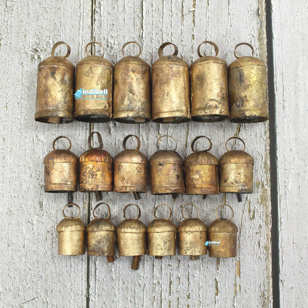 MIX ROUNDED TOP Rustic Iron Brass Bells Christmas Wreath, Wind Chimes ...