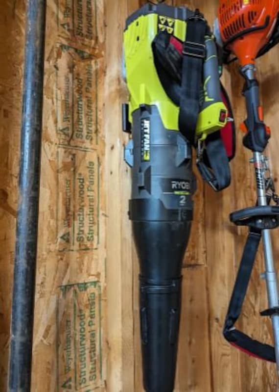 Gas powered ryobi leaf blower store