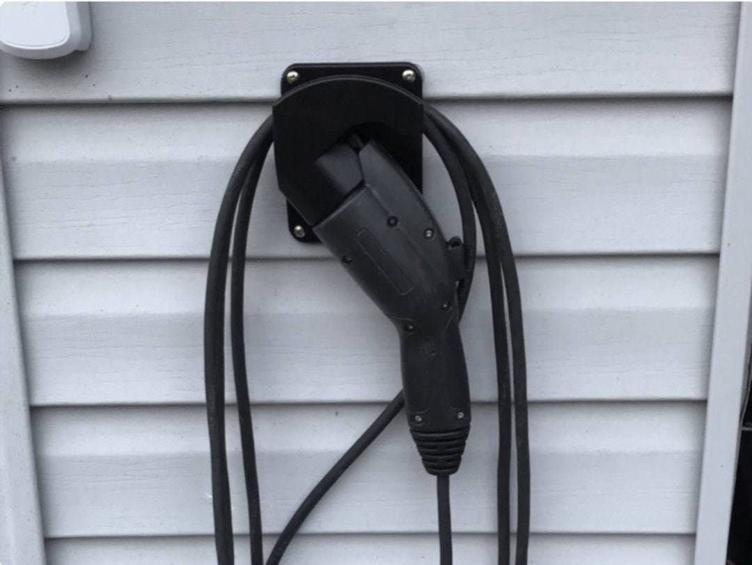 J1772 Plug Holder With Sideways Plug Storage and Cord Wrap for Clutter ...