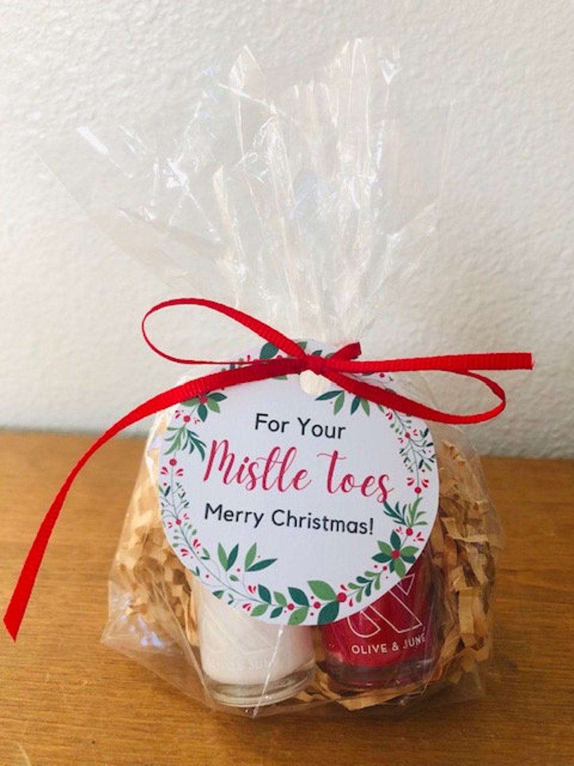 Mistle Toes Gift Tag | Nail Polish Gift | Christmas Party Favor ...