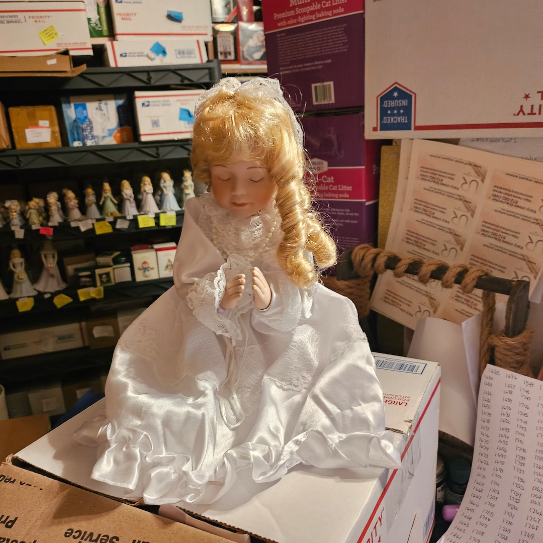 Praying Porcelain Doll #1654 - Etsy