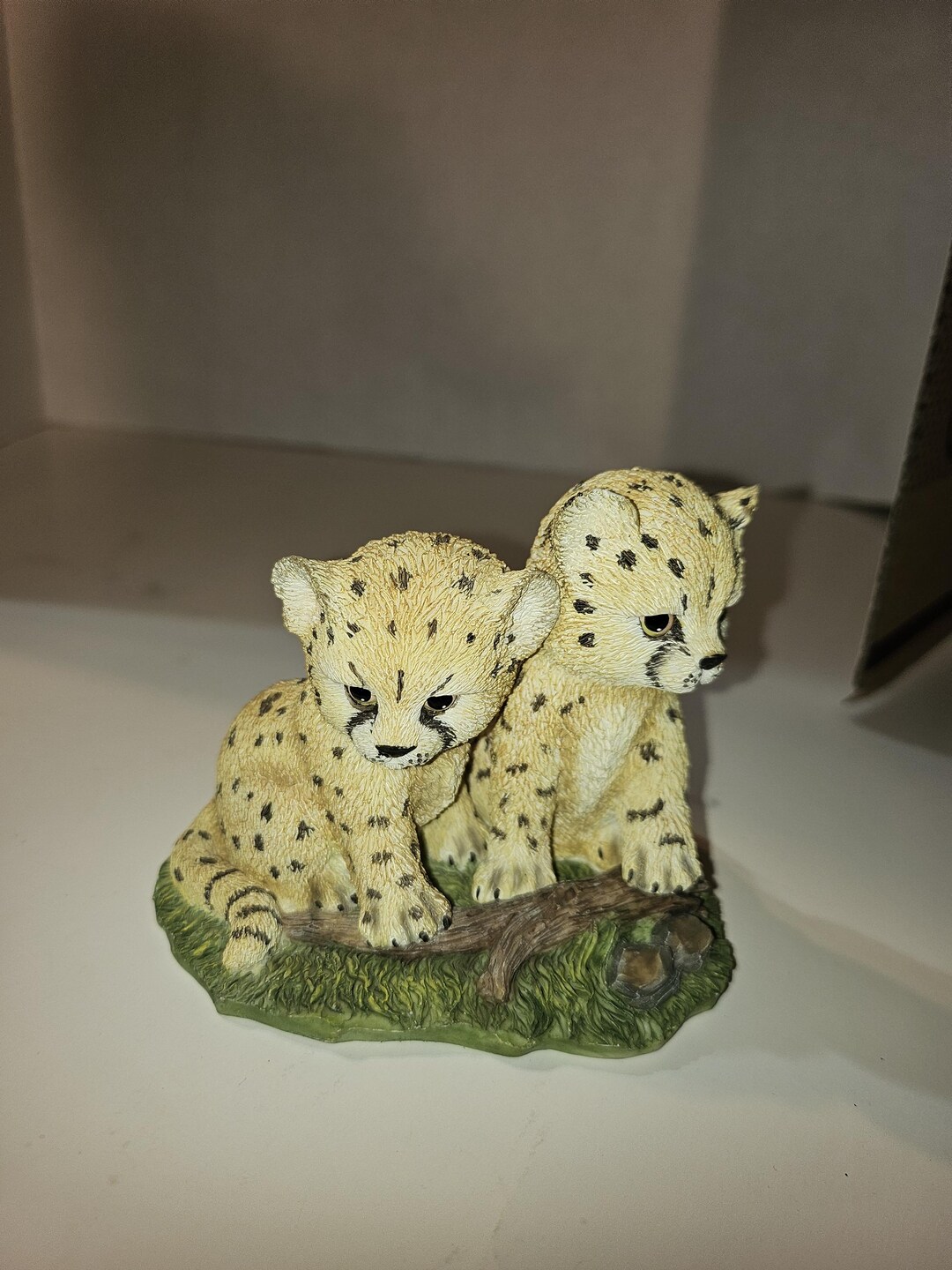 Vintage 1996 Endangered Young'uns Charming Cheetas Figurine #2225 - Etsy