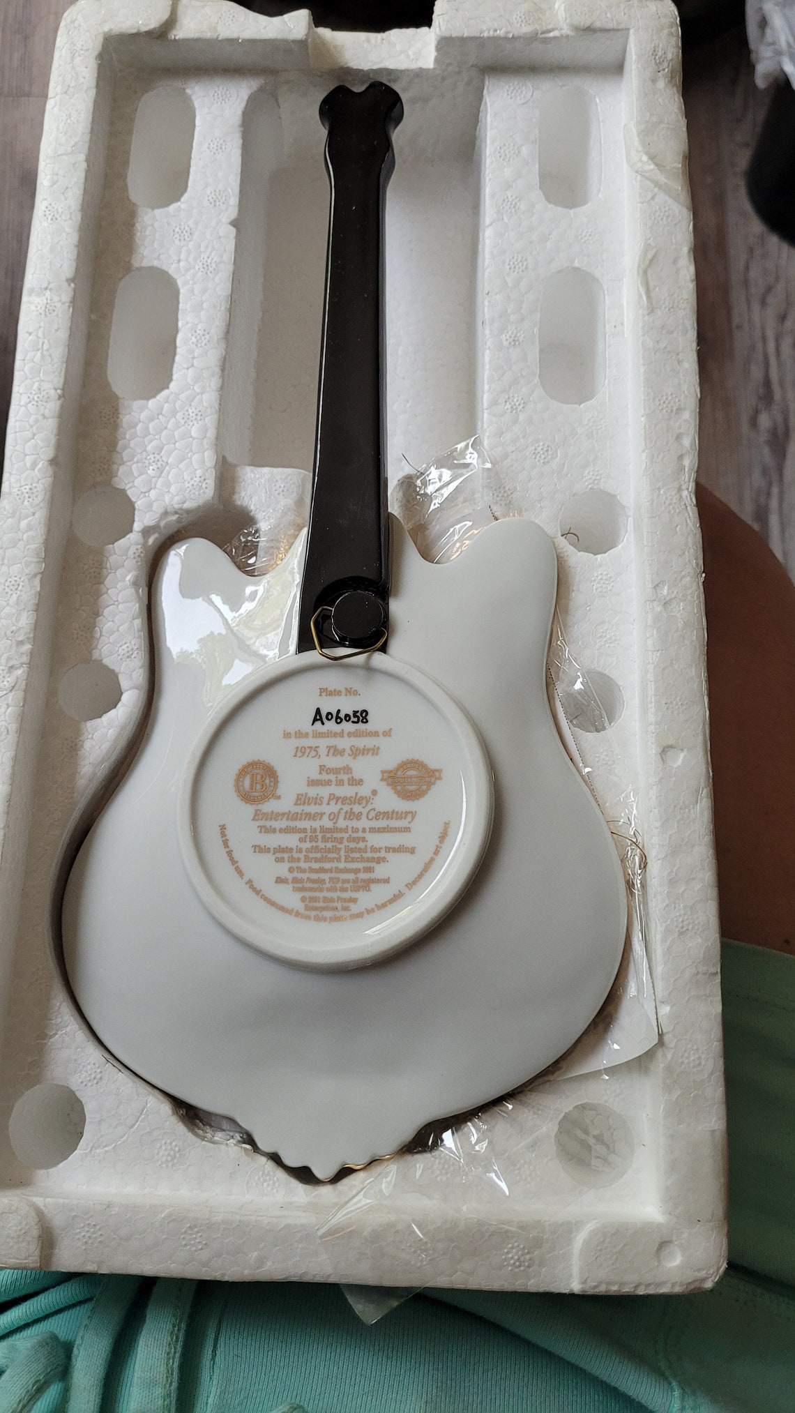 2001 1975 the Spirit Guitar Elvis Rock N Roll #1711 - Etsy
