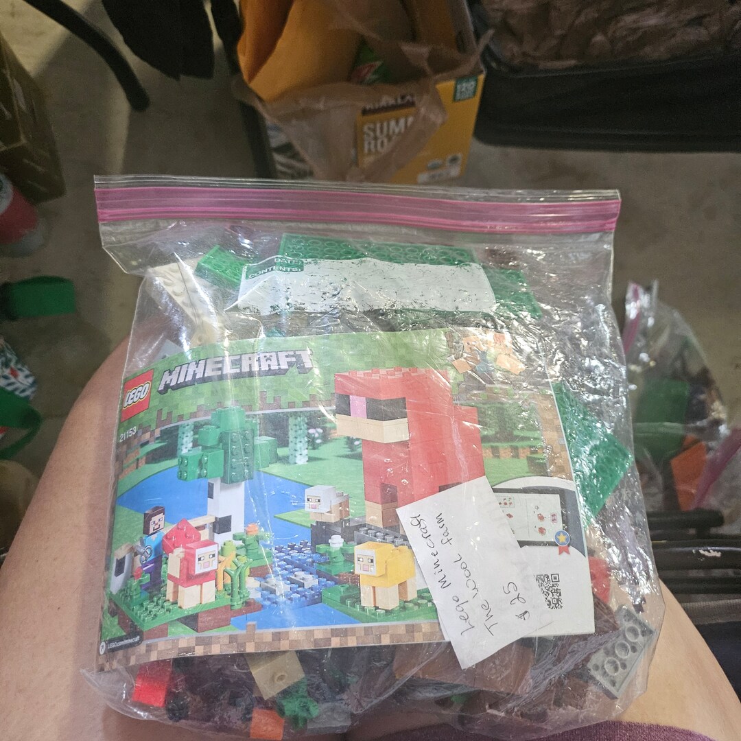 Lego Minecraft The Wool Farm 1 Etsy