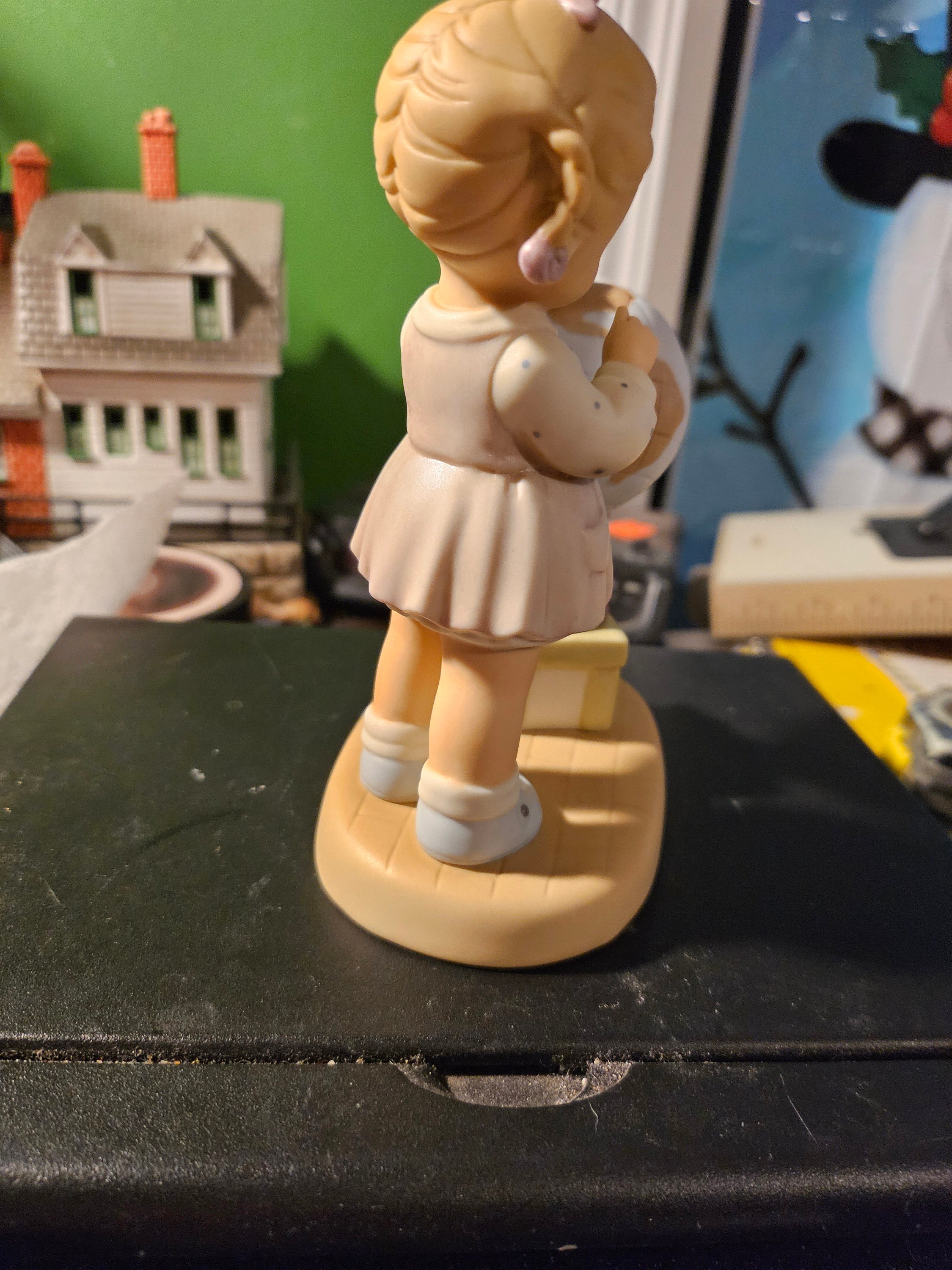 1997 Lucie Attwell Figurine You Mean the World to Me#76 - Etsy