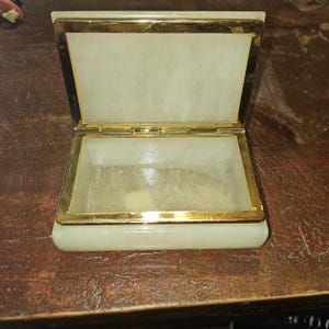 Vintage Alabaster Jewerly Box With Roses #2646 - Etsy