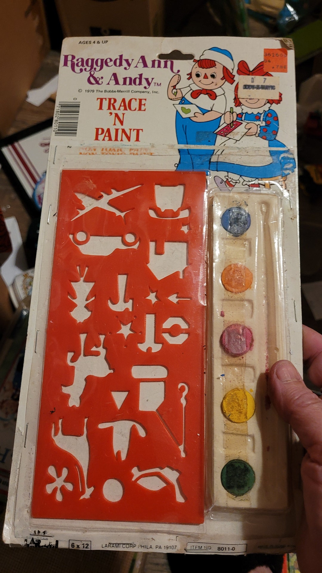 Antique 1979 Raggedy Ann and Andy Trace and Paint #1129 Bookshelf - Etsy