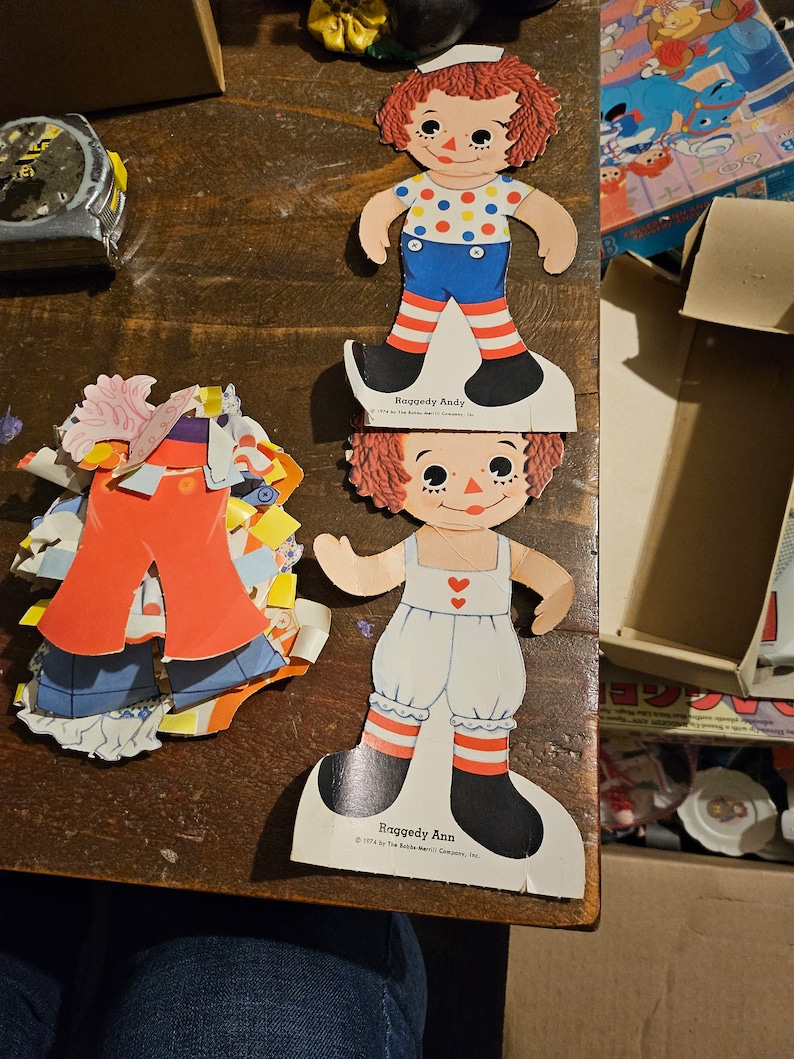 Antique 1970s Raggedy Ann and Andy Paper Dolls Loose box2 - Etsy