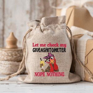 Bandana Chicken Embroidery Design 4 X 4 Let Me Check My Giveashitometer ...