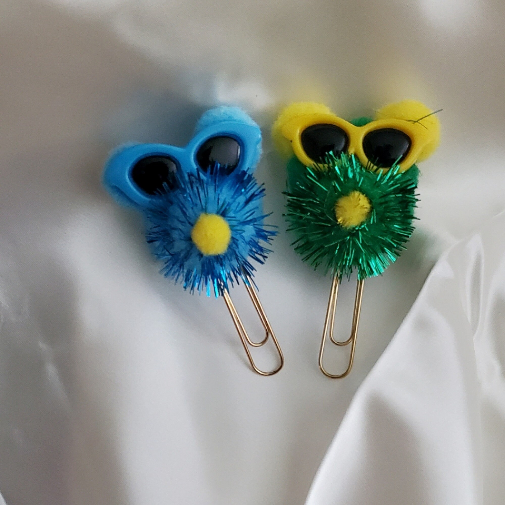 Cute Animal Pom Pom Little Book Buddy Fun Book-buddy Bookmark Bear ...