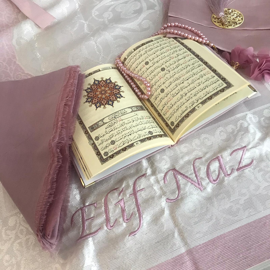Embroidered Islamic Gift Set, Personalized Muslim Prayer Rug - Etsy