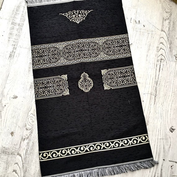 Black Prayer Mat With Kaaba Design Personalized Embroidered - Etsy