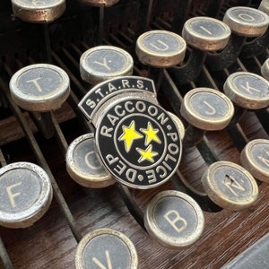 Resident Evil STARS 1 Enamel Pin - Etsy