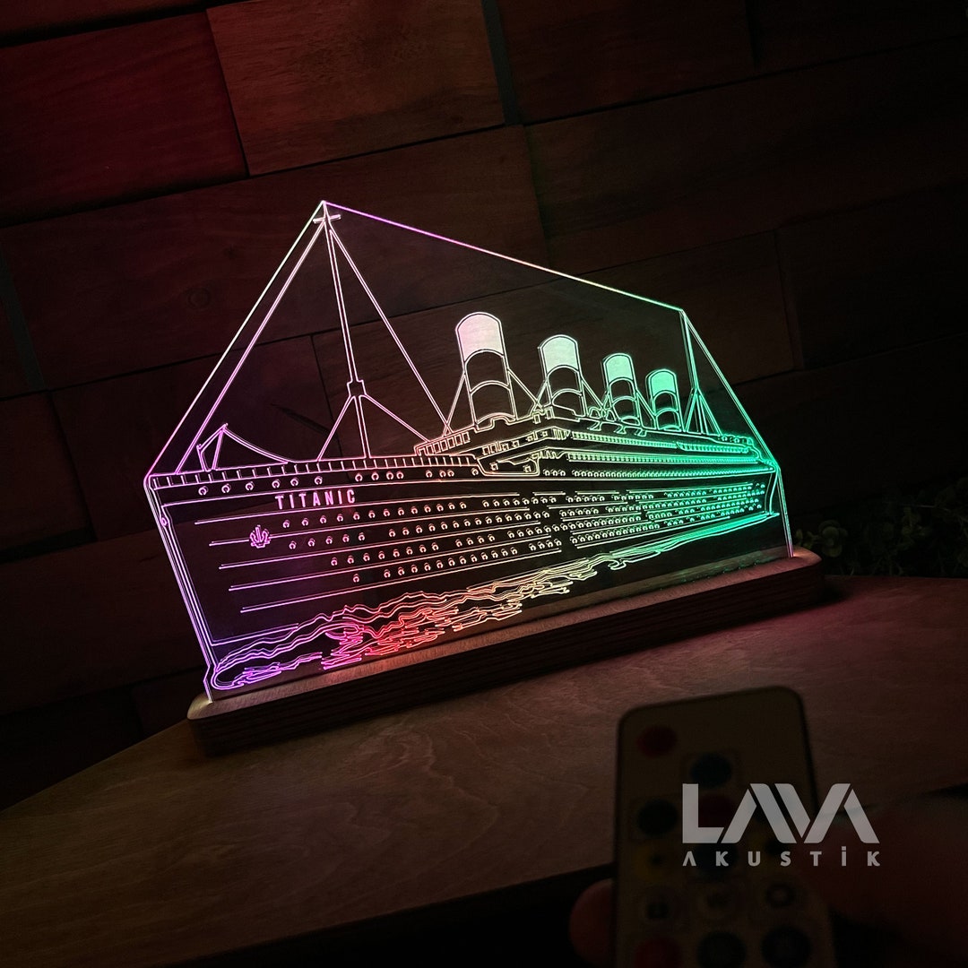 Titanic Lamp Light With Remote Controll 366 Effects - Etsy