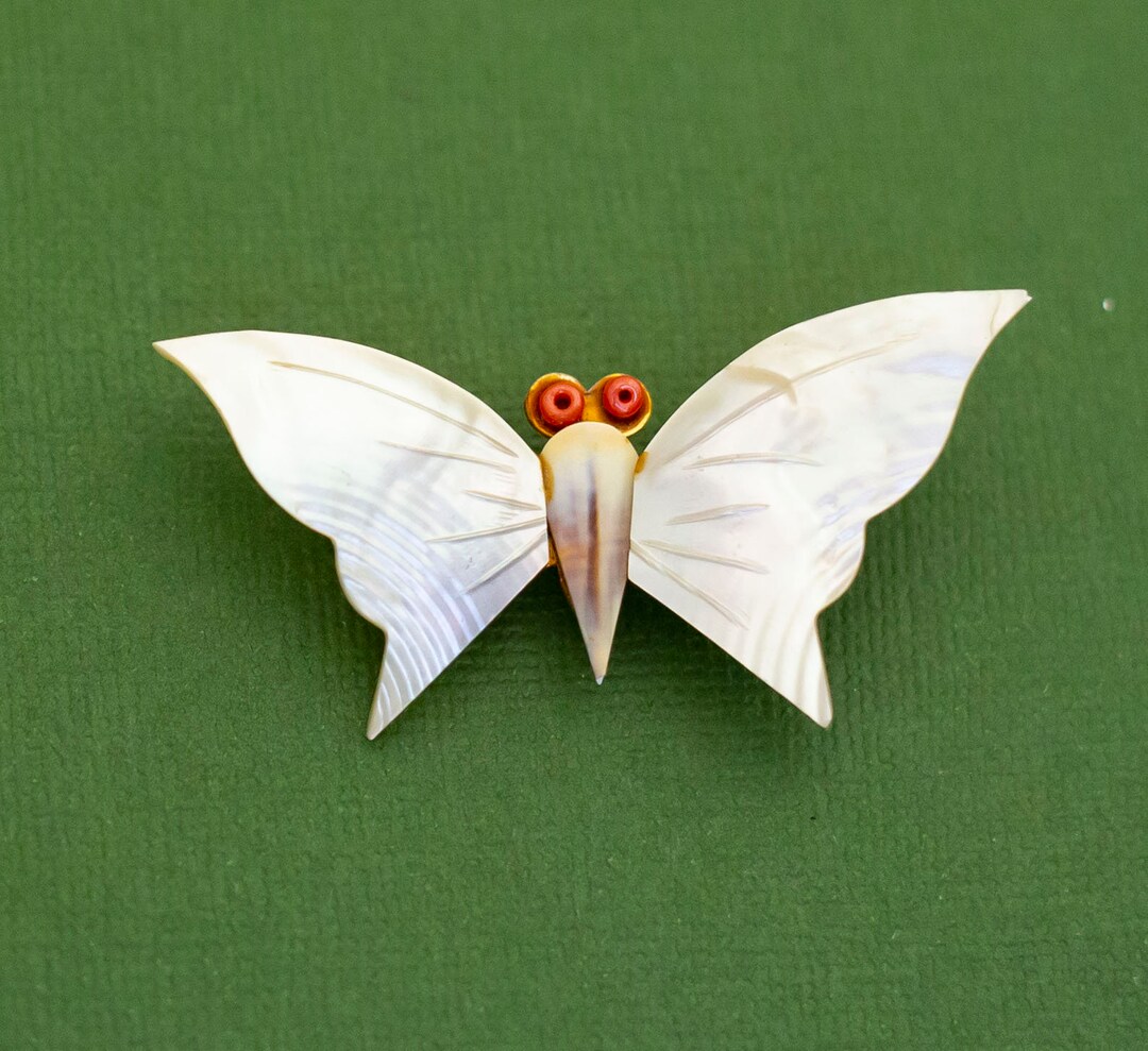 Vintage Mother of Pearl Dainty Moth Adorable Brooch K27 - Etsy