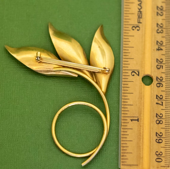 Vintage Triple Rhinestones Leaves Gold Tone Brooch, K… - Gem