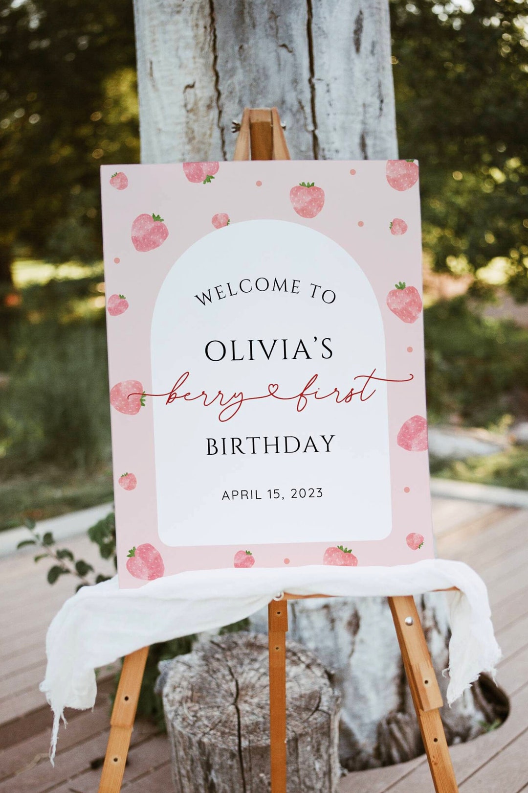 Berry First Birthday Welcome Sign, Modern Strawberry Birthday 1st ...
