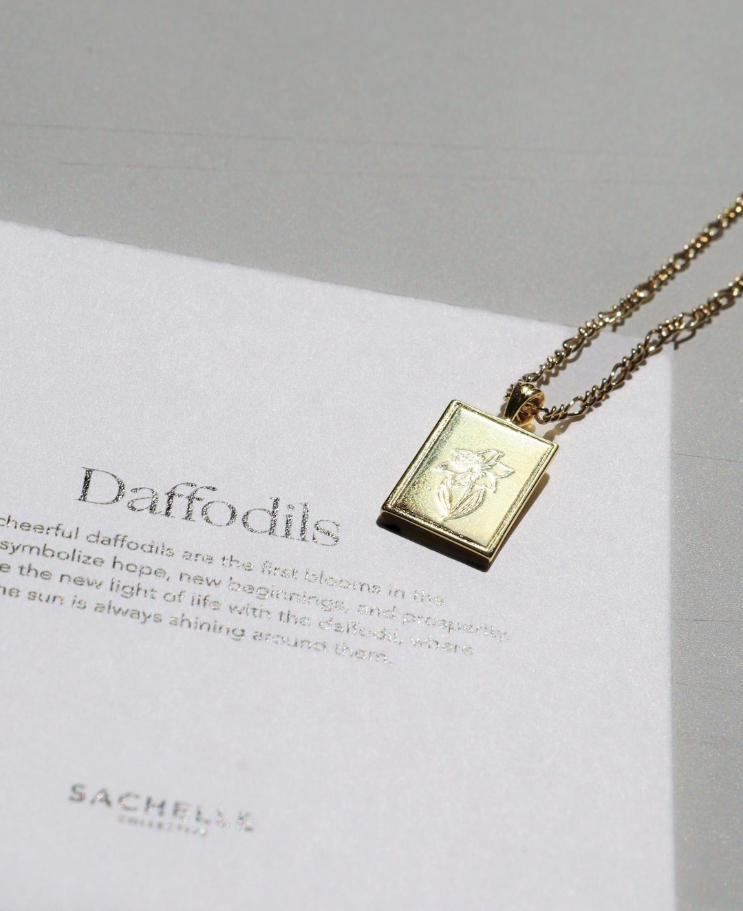 March Daffodil Birth Flower Pendant Necklace / 14k Gold Chain Necklaces ...