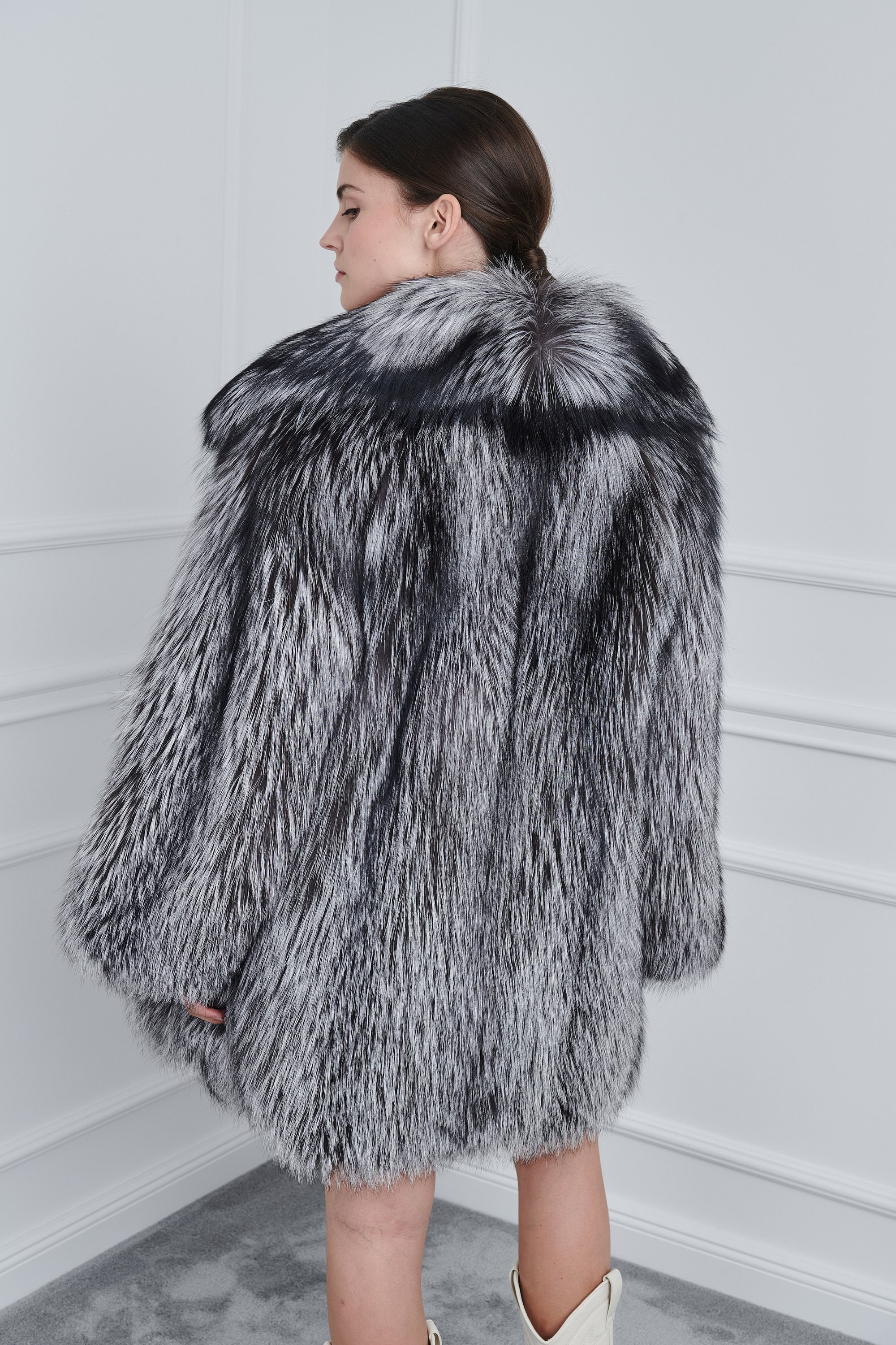 Silver Fox Fur Jacket With Rever Collar. Real Fox Fur Coat. Genuine Fox ...